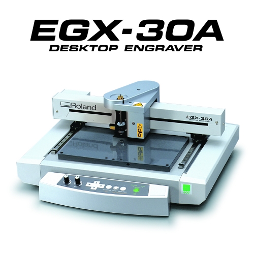Gravure et découpe mécanique Roland EGX-30A